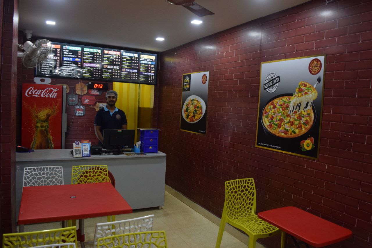 The Pizza Mania